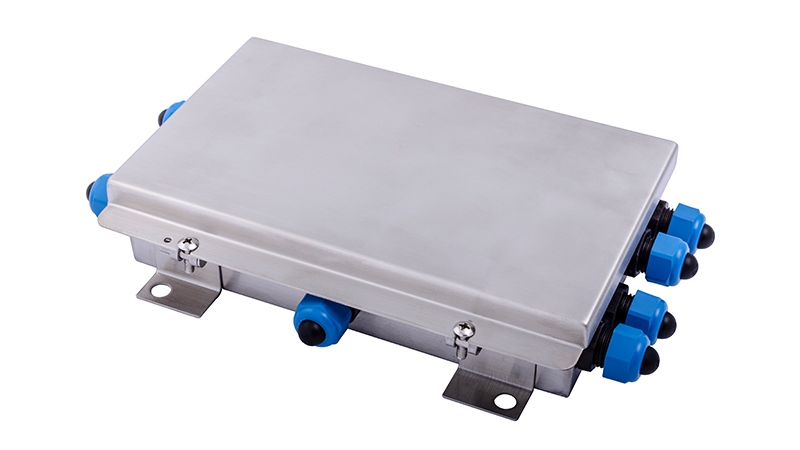 Stainless steel box with equalization card for up to 8 load cells ...
